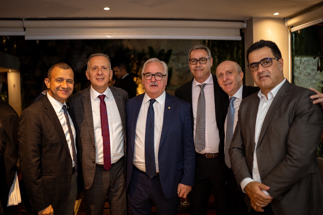Anahp participa de lançamento da Frente Parlamentar Mista em Defesa dos ... Anahp participa de lançamento da Frente Parlamentar Mista em Defesa dos ...